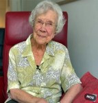 Ze is 102 en eet elke dag komkommer: waarom sommige mensen gezond oud ...